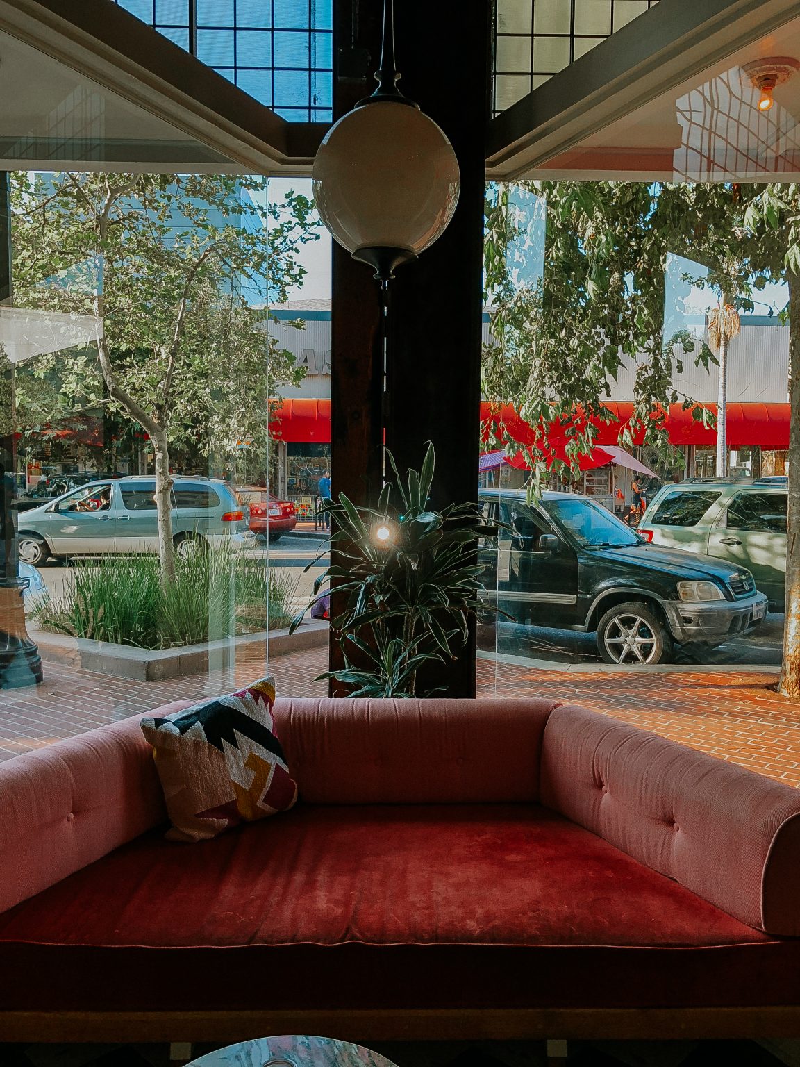 Sunday Night Drinks at Vacation Bar in Downtown Santa Ana - Tanya Antony